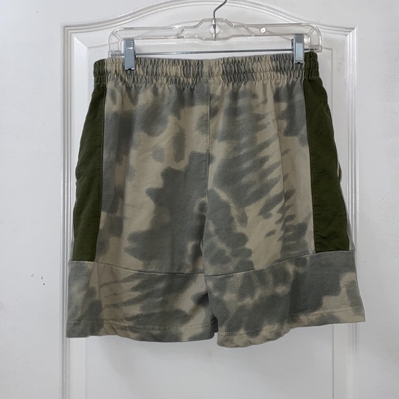 U.S. Army | Shorts | Us Army Camo Shorts | Poshmark